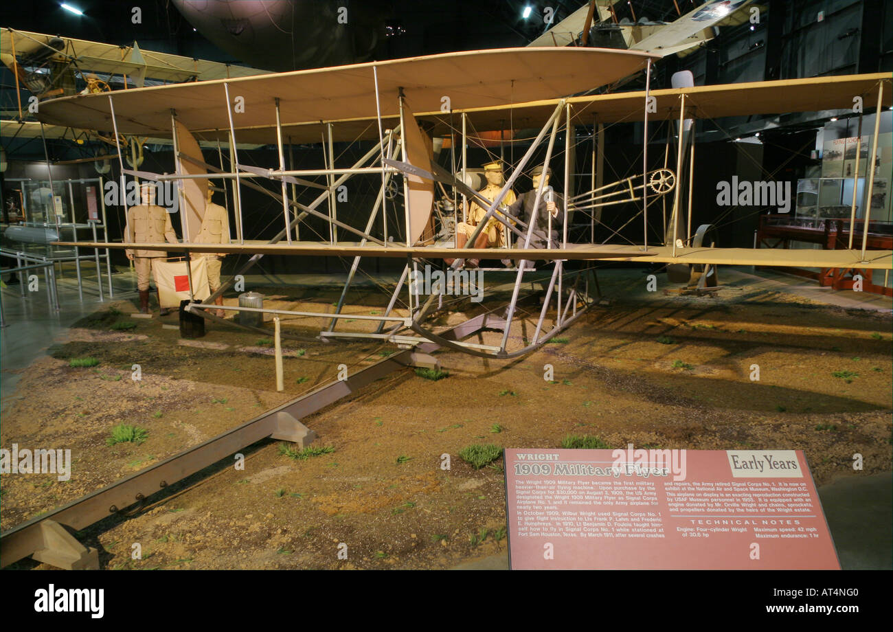 1909 wright militaire flyer Banque de photographies et d’images à haute ...