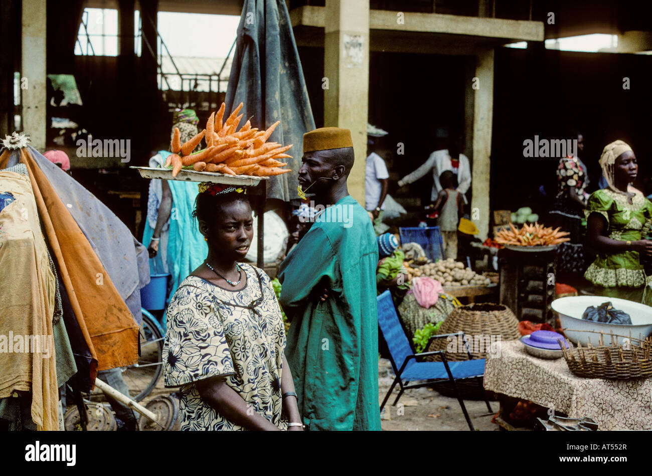 Bamako mali market vegetable Banque de photographies et d’images à ...