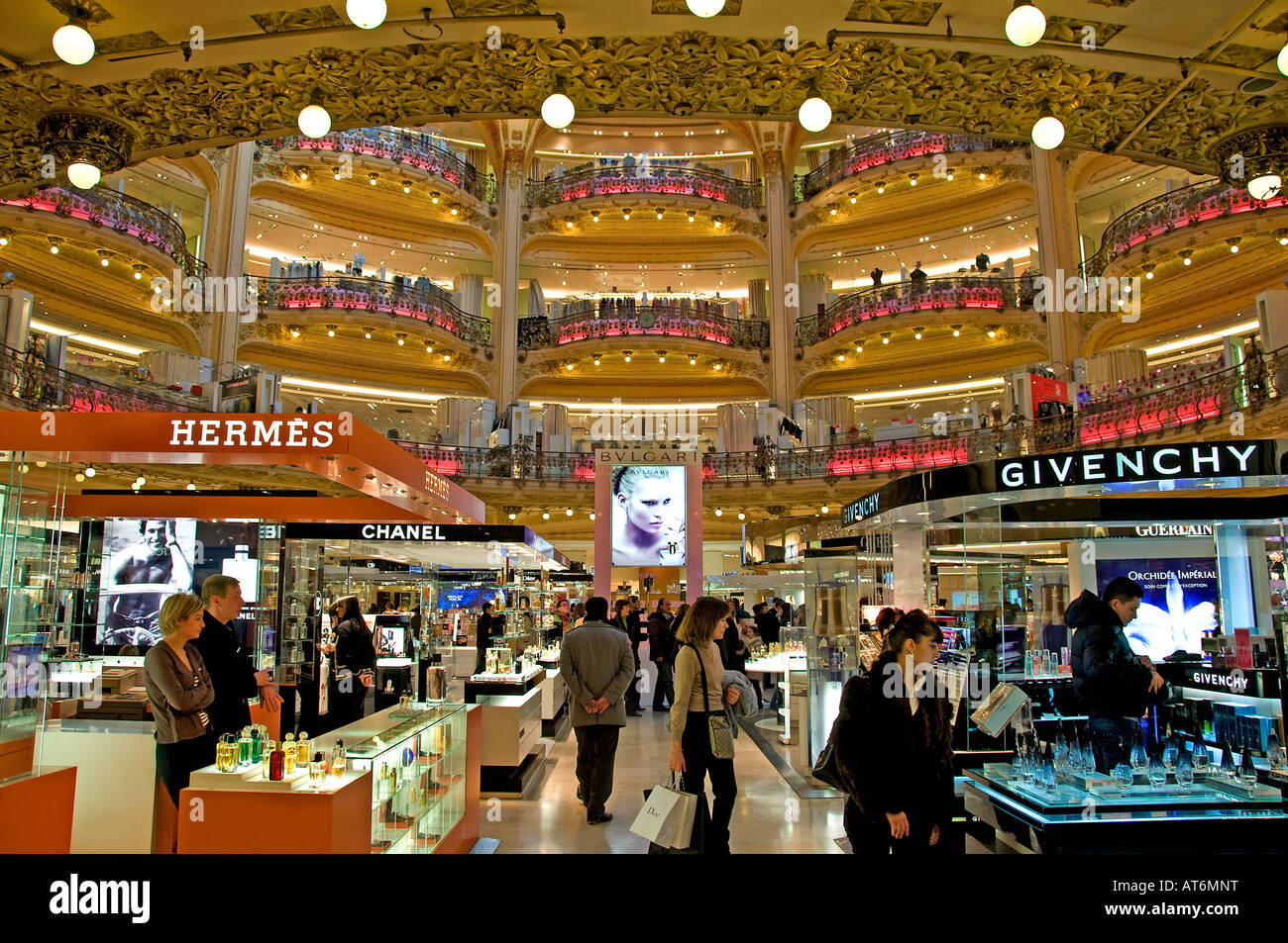 Galeries Lafayette Paris Hermes Bvlgari Chanel Givenchy Photo Stock - Alamy