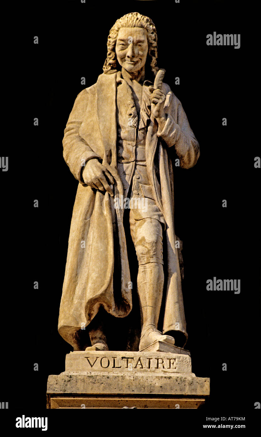 Statue of voltaire Banque de photographies et d’images à haute ...