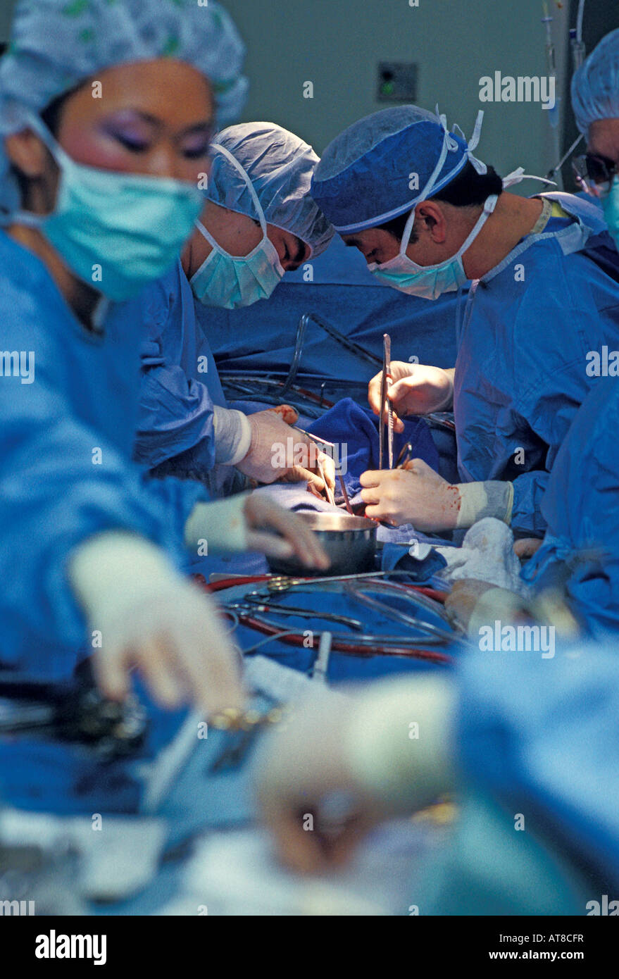 Chirurgie cardiaque Banque de photographies et d’images à haute ...