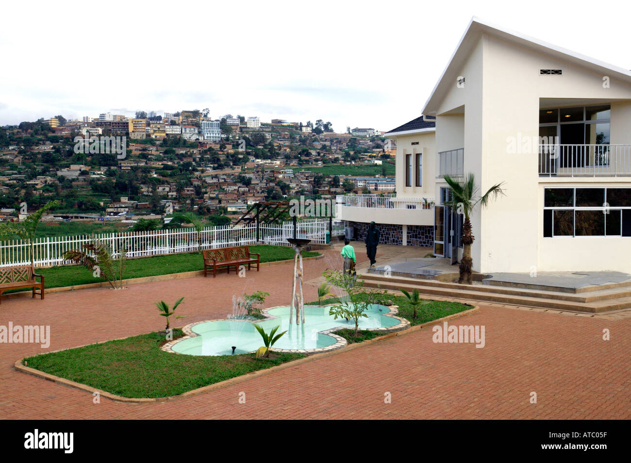 Musée mémorial du génocide de Kigali de Gisozi à Kigali Rwanda Afrique ...