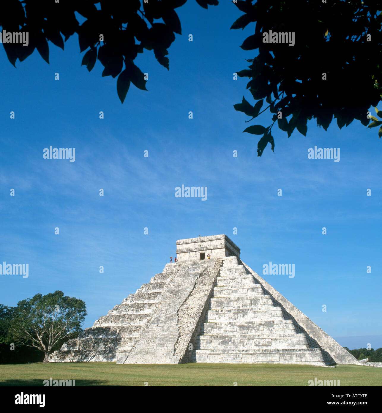 Piramide de kukulcan mexico maya Banque de photographies et d’images à haute résolution - Alamy