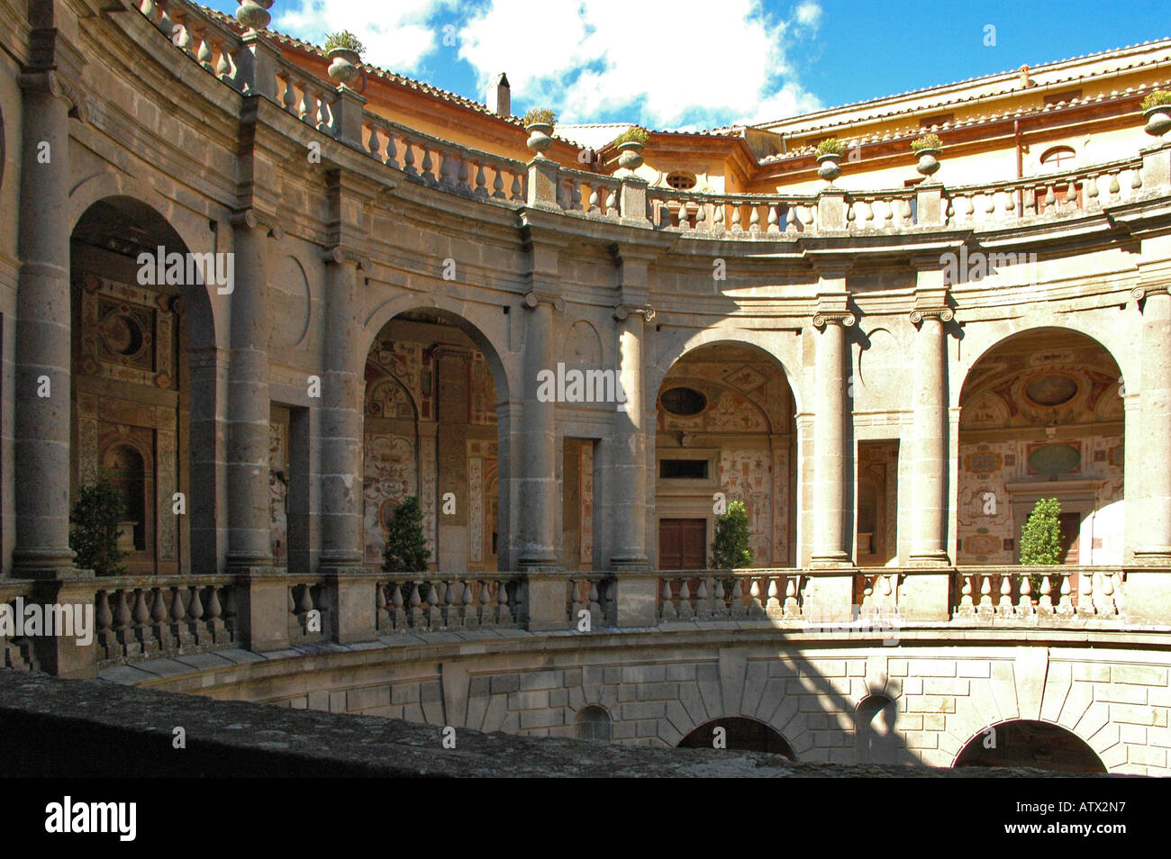 The palazzo farnese Banque de photographies et d’images à haute ...