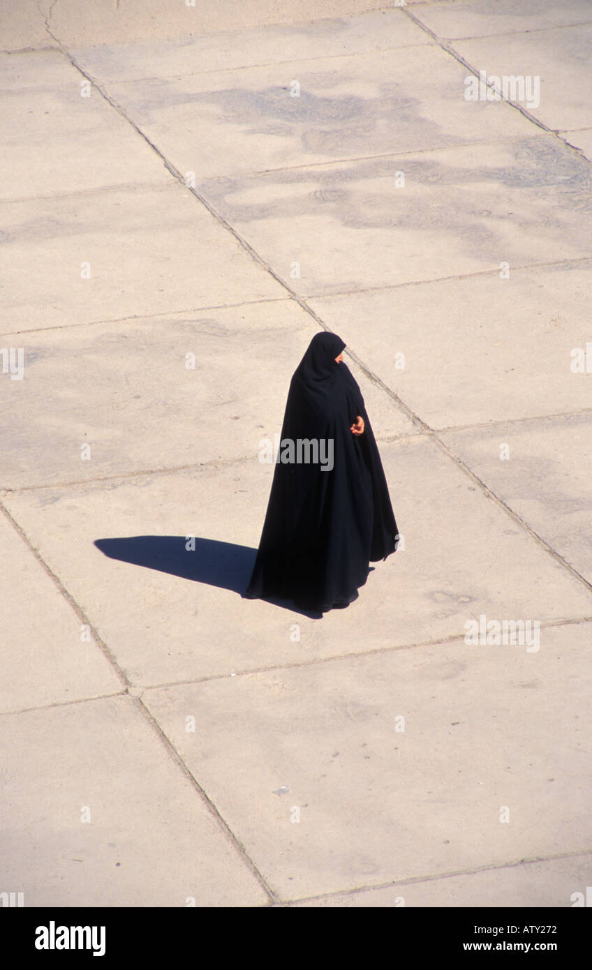 Iranian woman burqa burka Banque de photographies et d’images à haute ...
