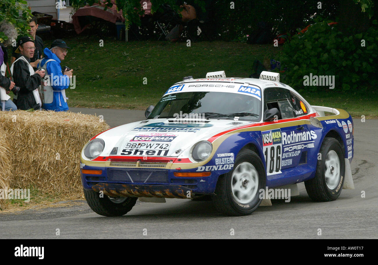 Porsche 959 paris dakar Banque de photographies et d’images à haute ...