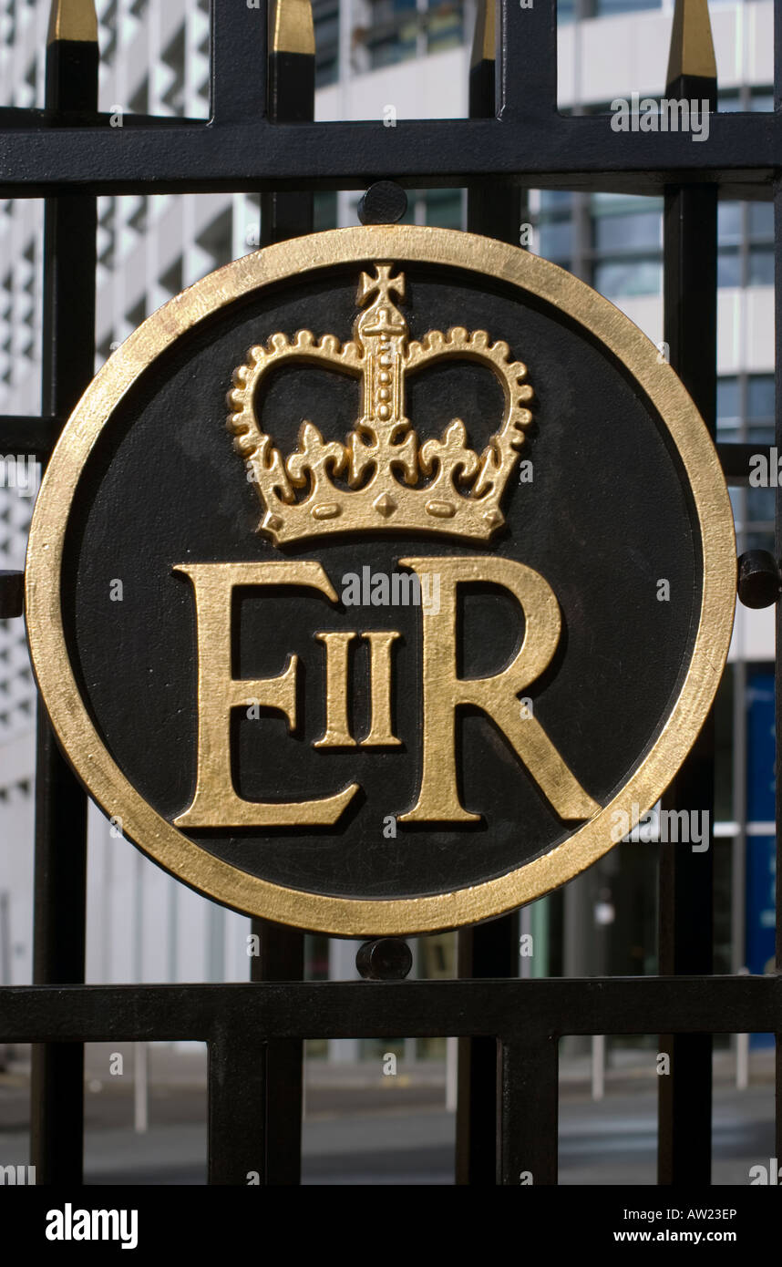 Royal insignia Banque de photographies et d’images à haute résolution ...