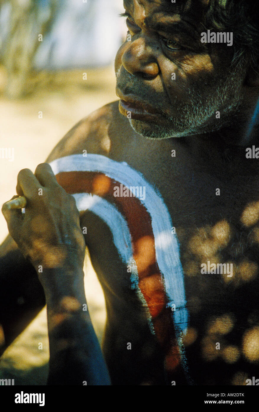 Aboriginal body painting australia Banque de photographies et d’images ...