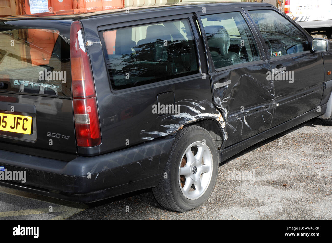 Volvo crash Banque de photographies et d’images à haute résolution - Alamy