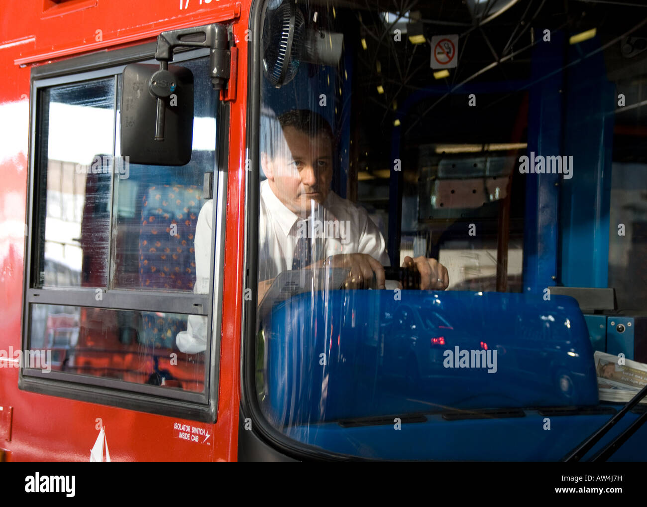 London bus driver Banque de photographies et d’images à haute ...