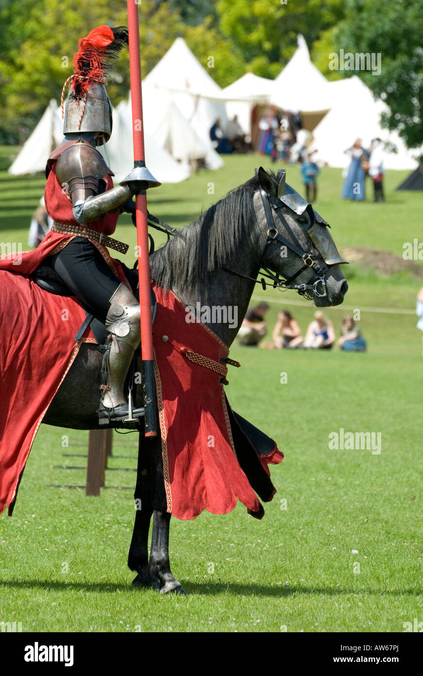 Chevalier à cheval Banque de photographies et d’images à haute ...