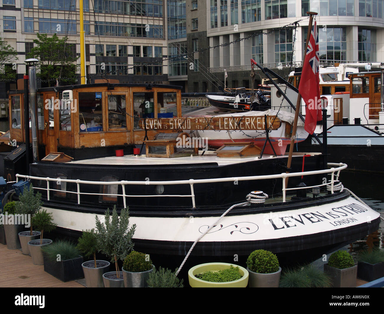Timonerie de navires Banque de photographies et d’images à haute ...