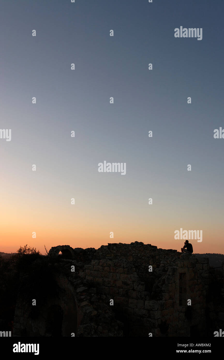 Les montagnes de Judée Israël Coucher du soleil dans les ruines de la ...