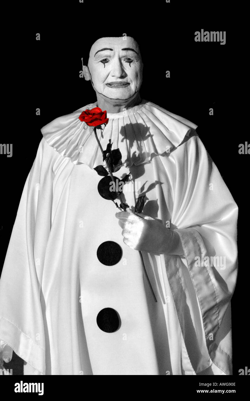 Pierrot costume Banque de photographies et d’images à haute résolution ...