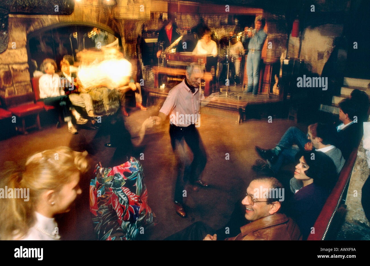 Rock N Roll Dancing Banque d'image et photos - Alamy