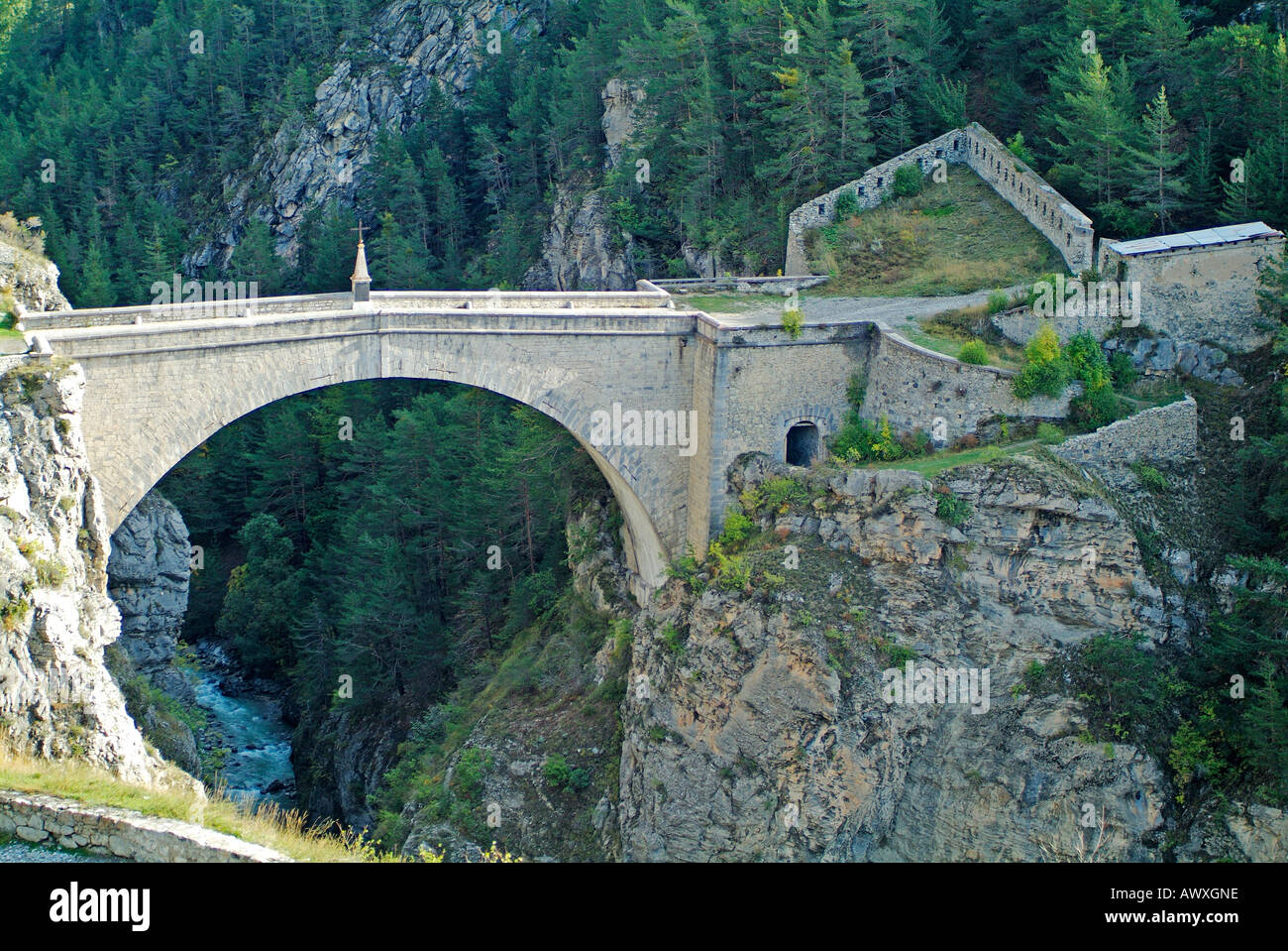 Briancon river Banque de photographies et d’images à haute résolution ...