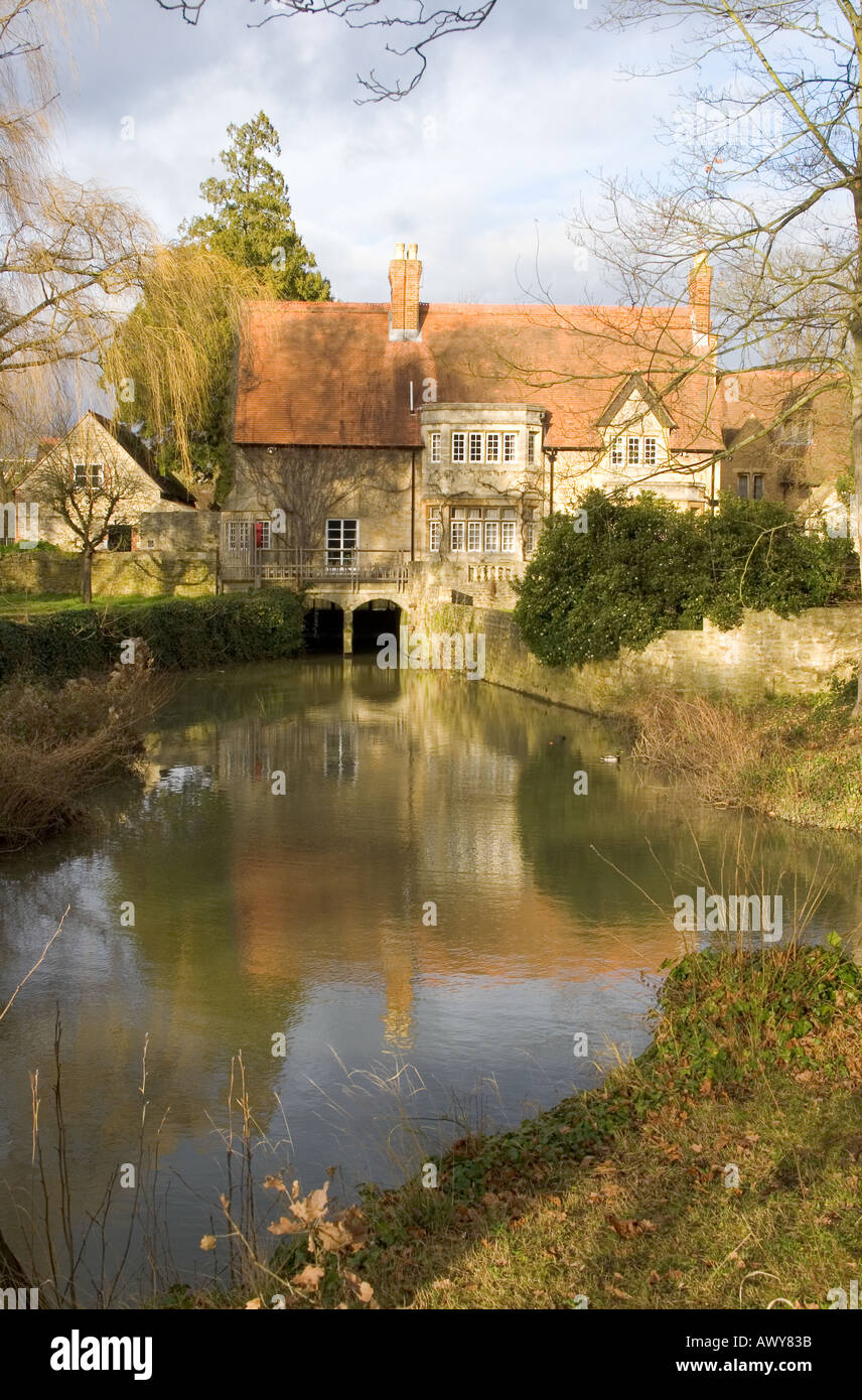 Holywell house Banque de photographies et d’images à haute résolution ...