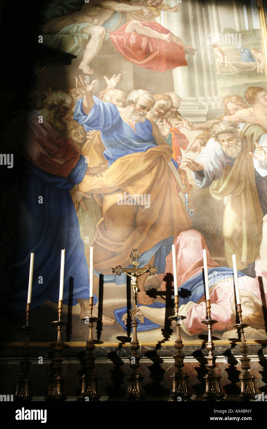 Autel de la crucifixion de saint pierre Banque de photographies et d ...