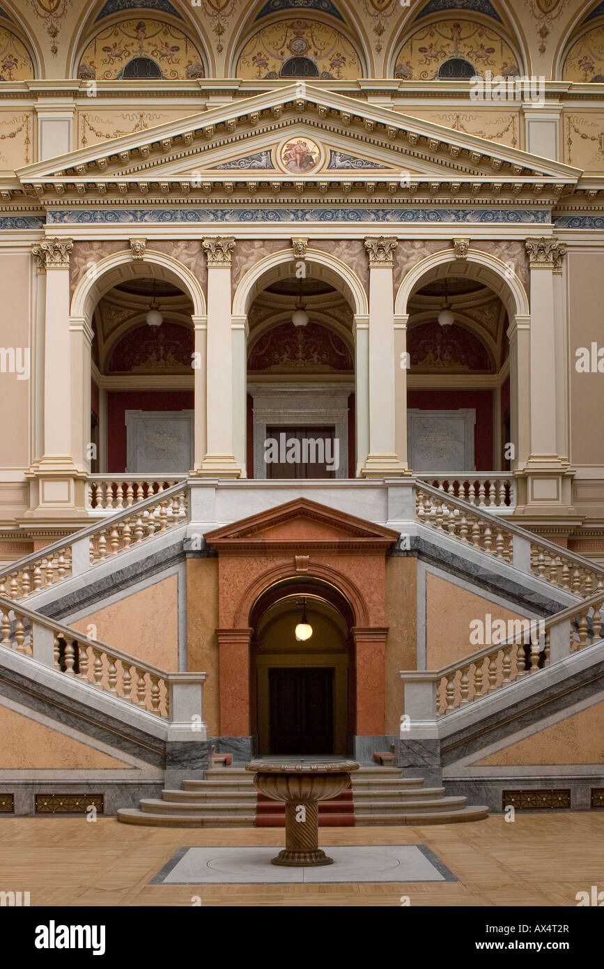 Rudolfinum prague interior Banque de photographies et d’images à haute ...