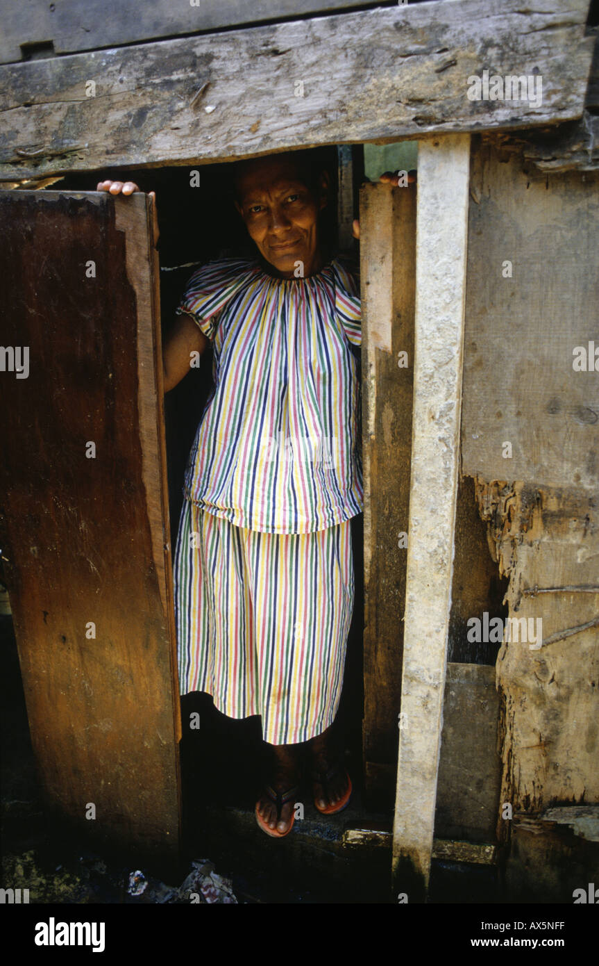Favela dona marta Banque de photographies et d’images à haute résolution - Alamy