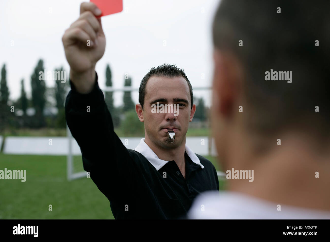 Arbitre Siffle Banque d'image et photos - Alamy
