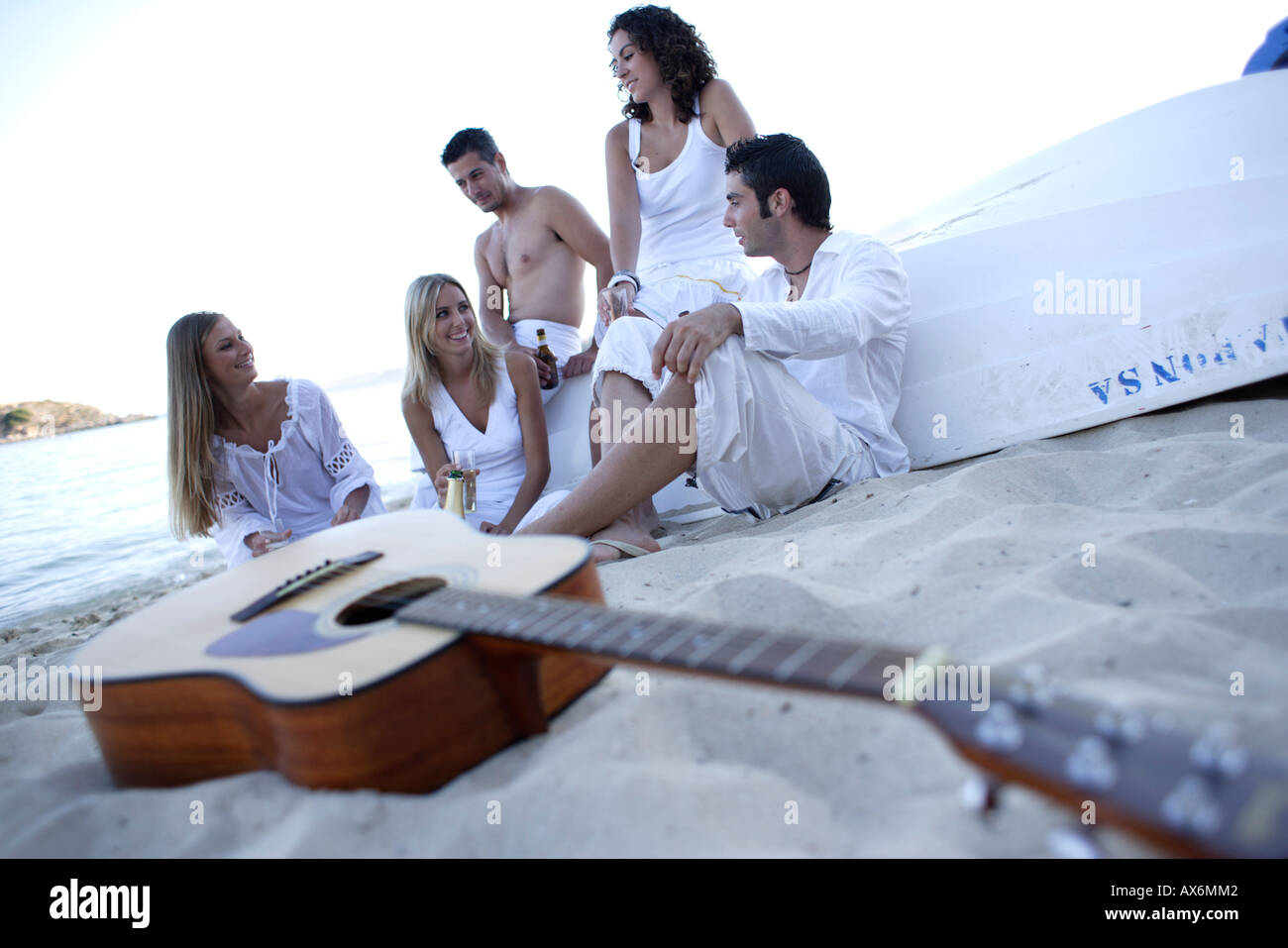 Friends majorca beach Banque de photographies et d’images à haute ...