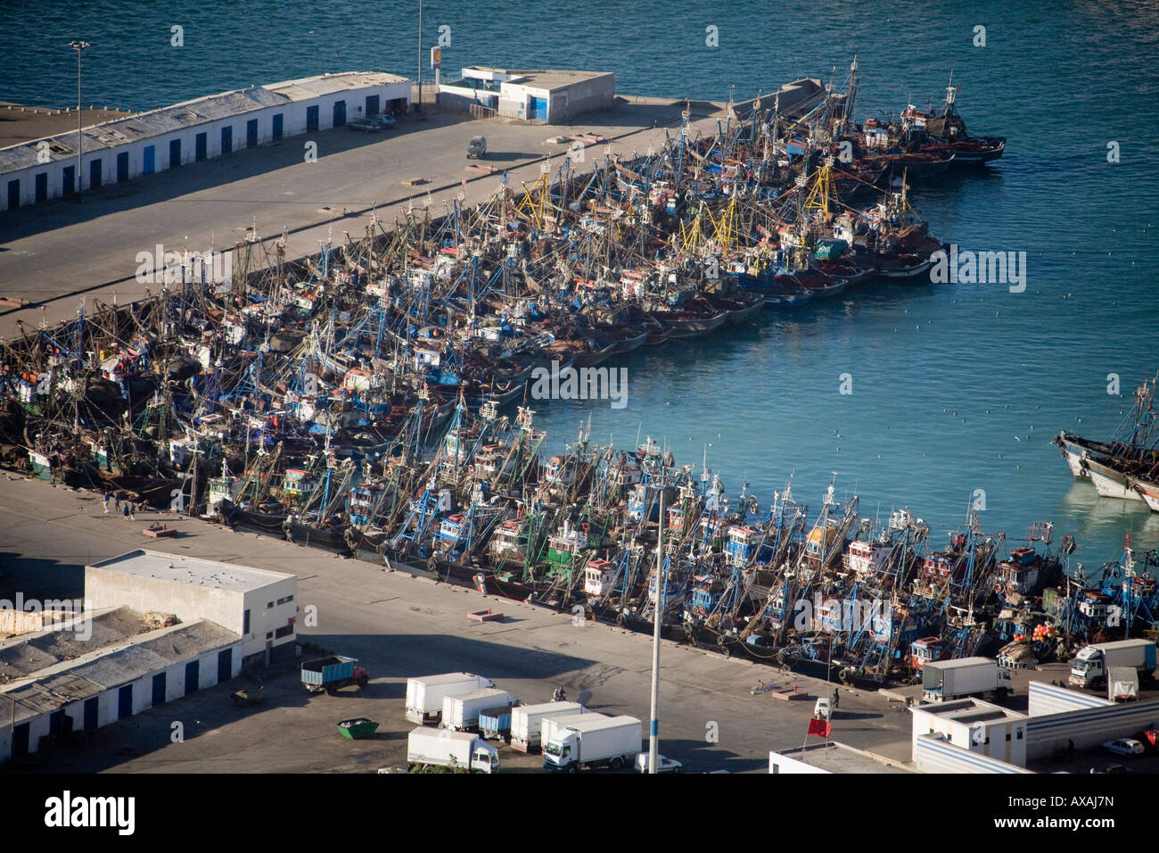 Port de pêche d'Agadir, Maroc, Afrique du Nord-Ouest. Bateaux de pêche ...