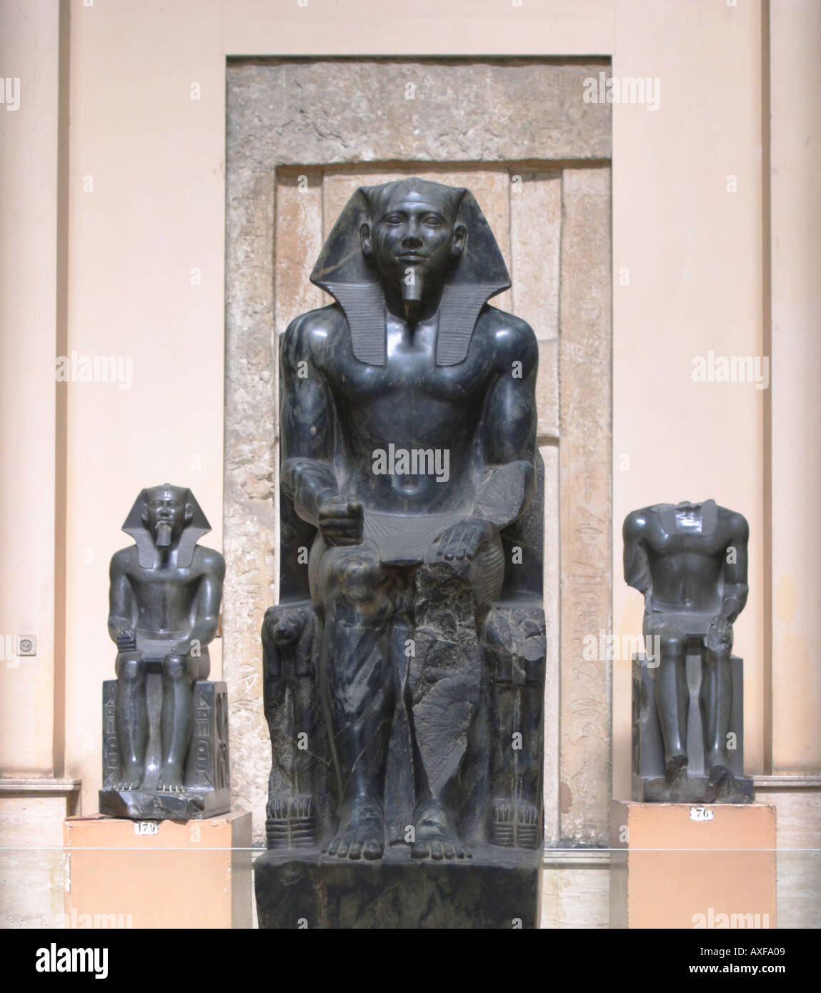 Statue de Khéops au Musée du Caire Khafron Photo Stock - Alamy