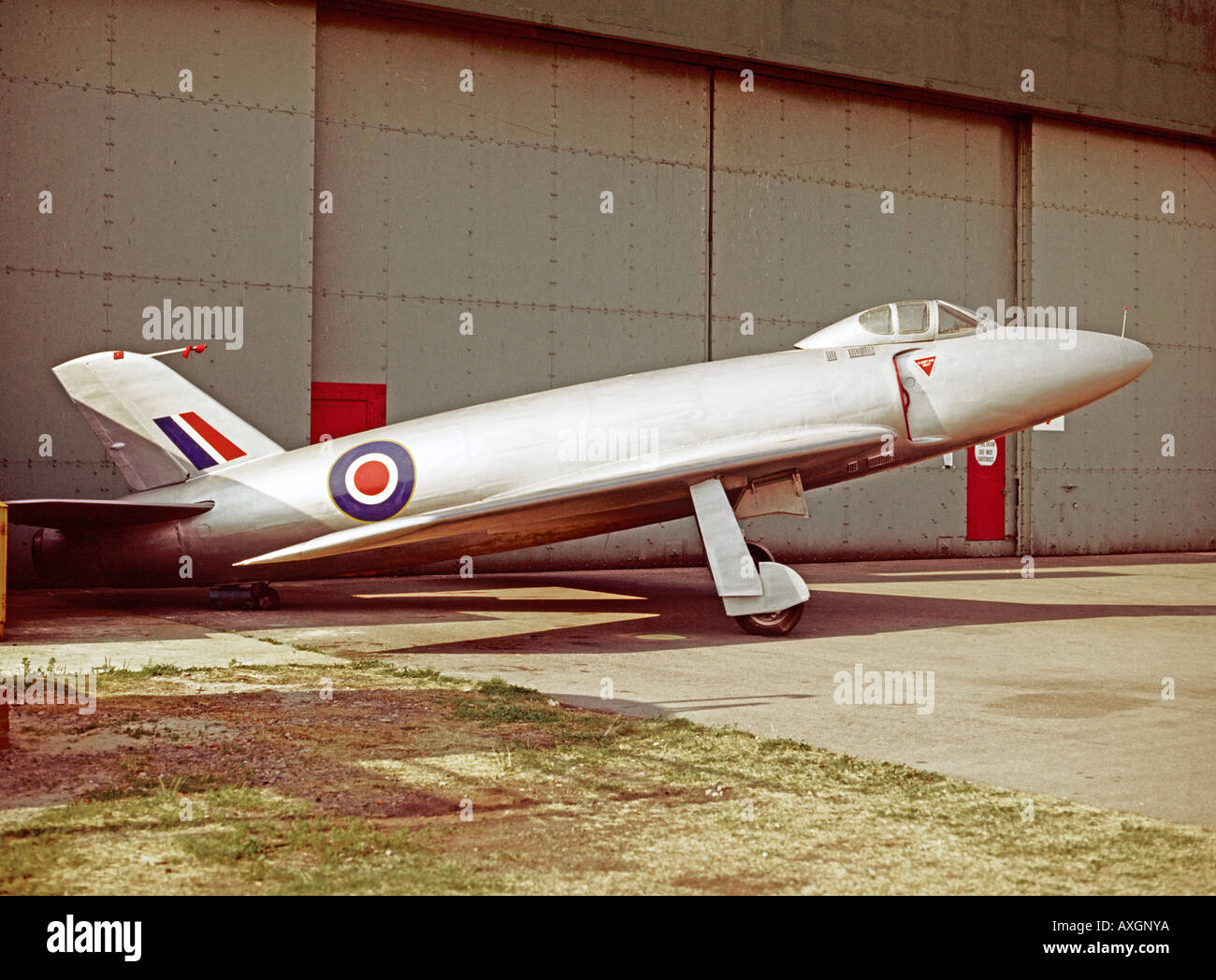 British fighter jet 1950s Banque de photographies et d’images à haute ...