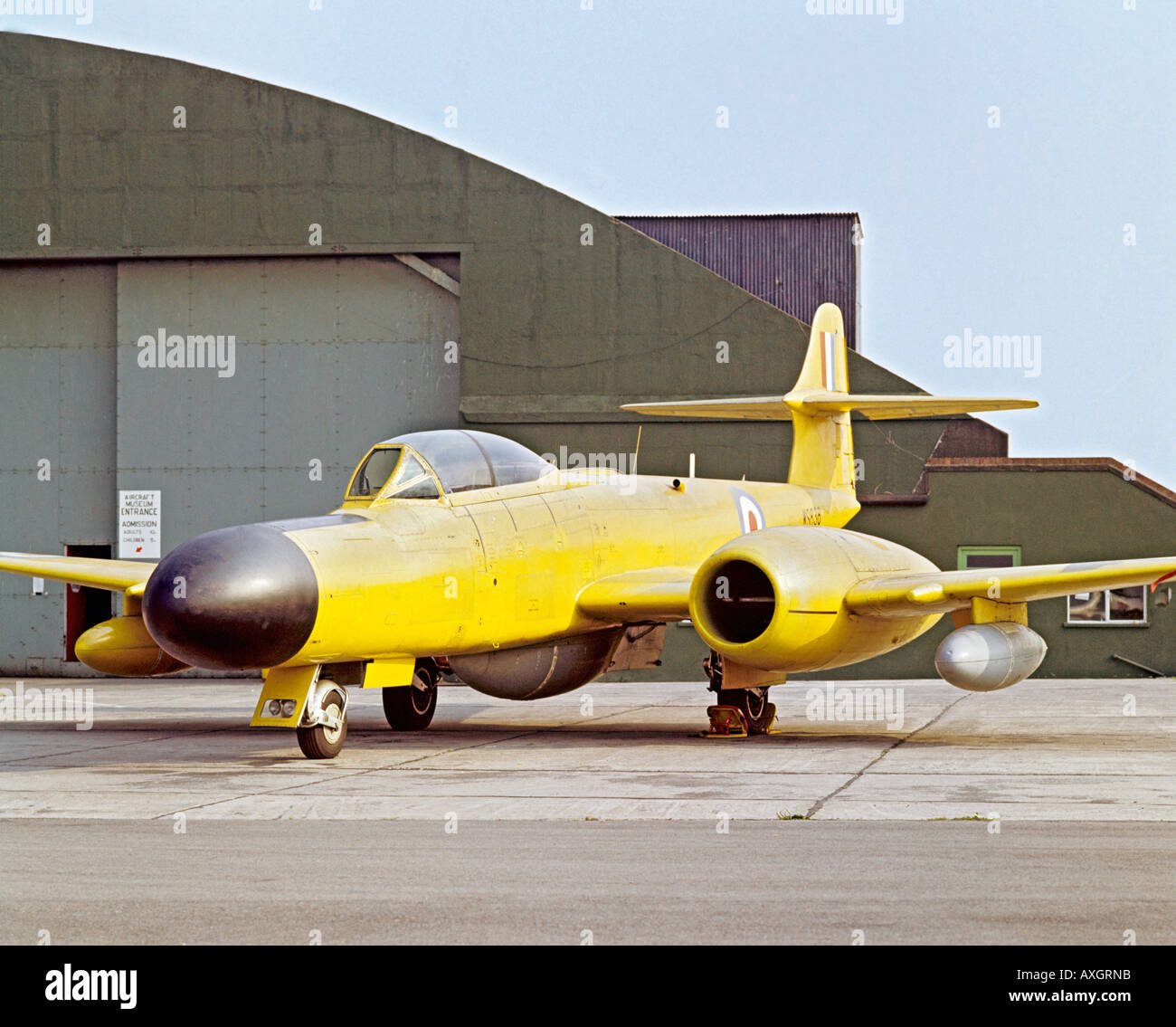 Gloster Meteor NF14 WS838 au Musée de la RAF Colerne dans 1976 UK Photo ...