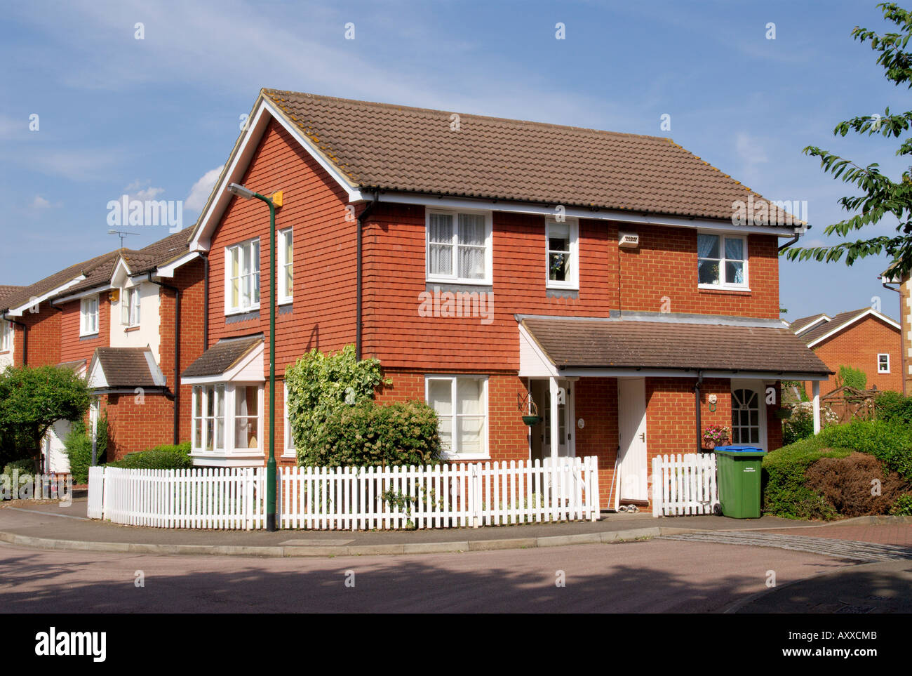 Middle class house Banque de photographies et d’images à haute ...