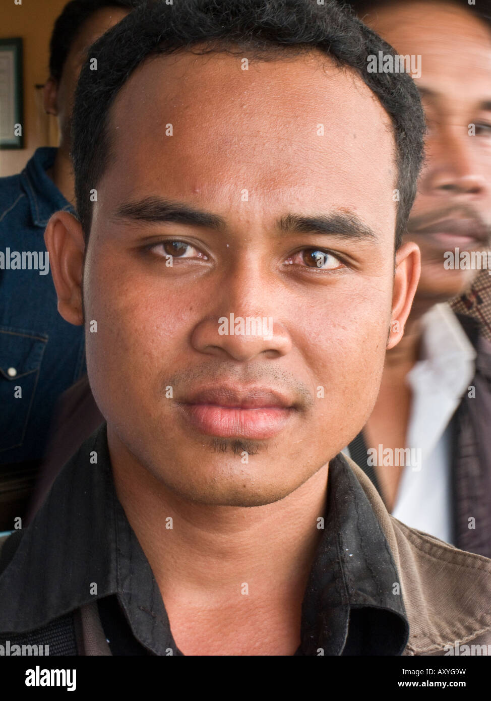 Homme indonésien Banque de photographies et d’images à haute résolution - Alamy