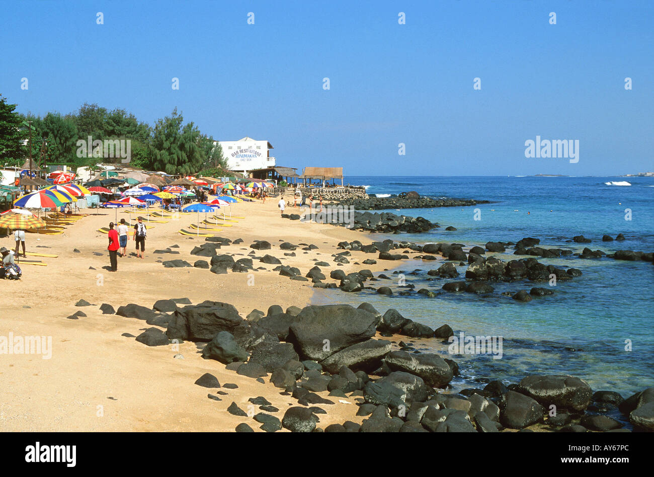 Sénégal : La Presqu'île du Cap Vert Pointe des Almadies Ile de N Gor ...