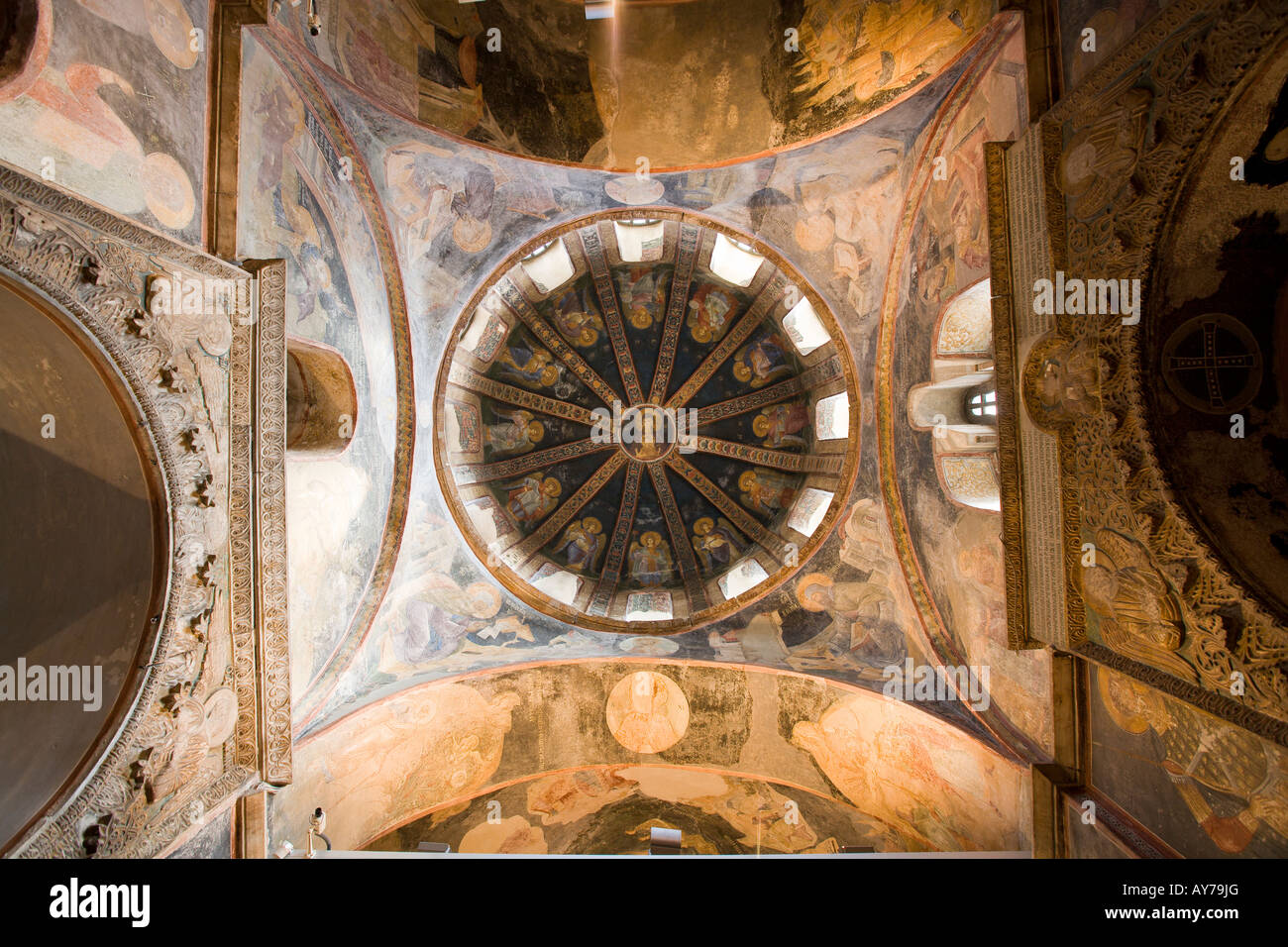 Fresco Dome La Vierge et l'enfant le dôme de la coupole de l ...