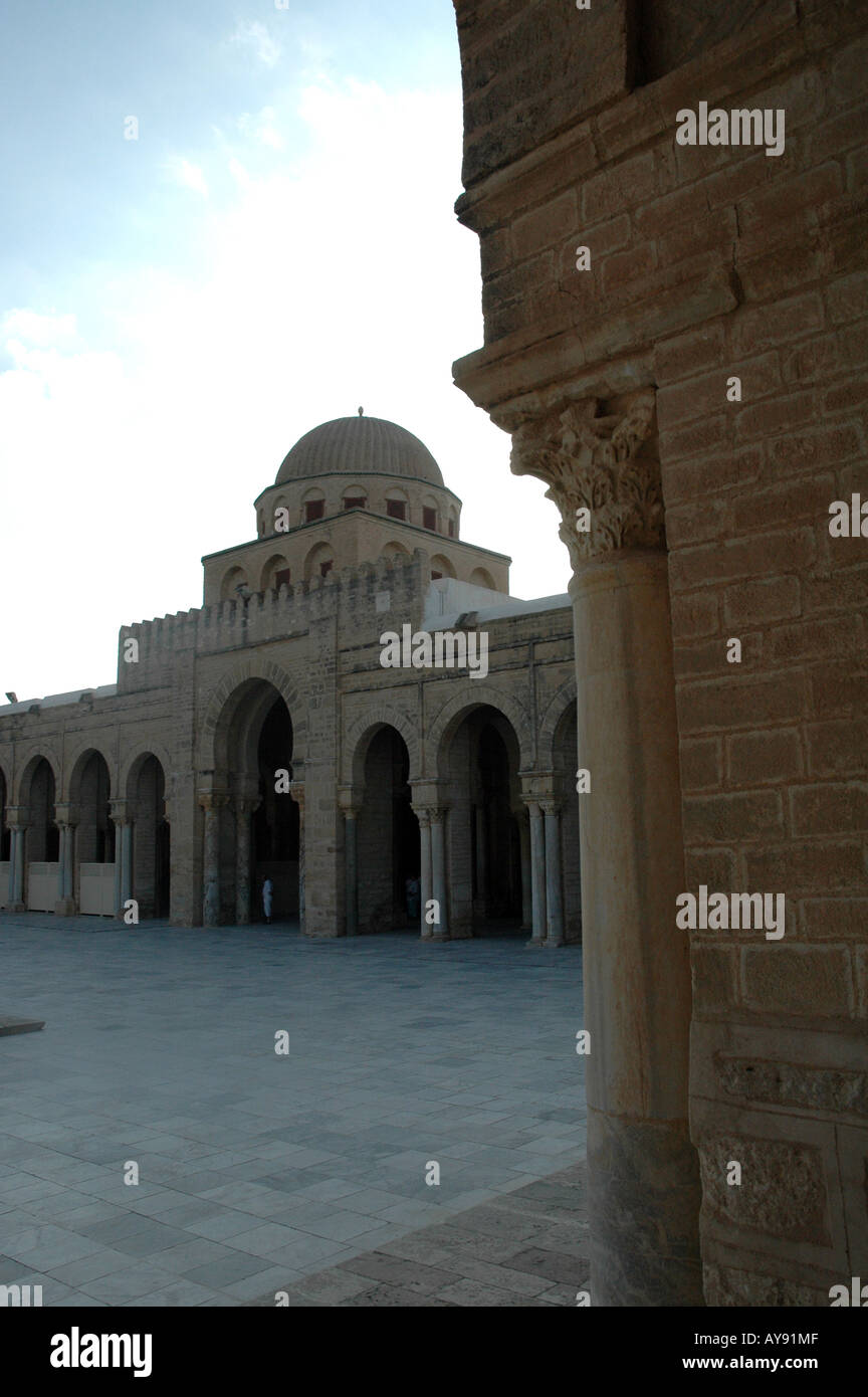 La Mosquée Sidi Okba aussi appelée Grande mosquée de Kairouan, en ...