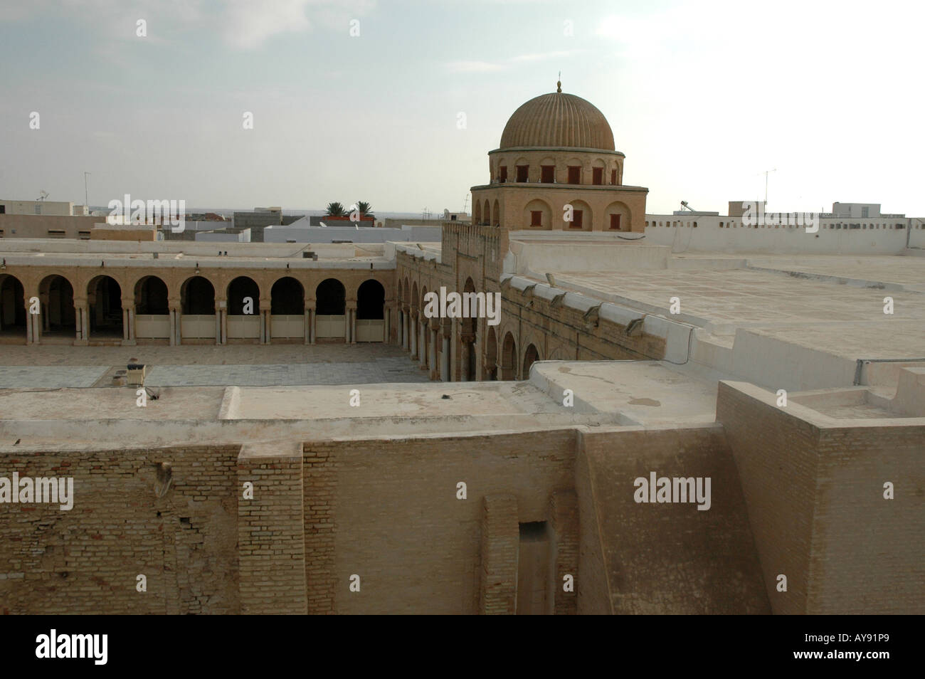 La Mosquée Sidi Okba aussi appelée Grande mosquée de Kairouan, en ...
