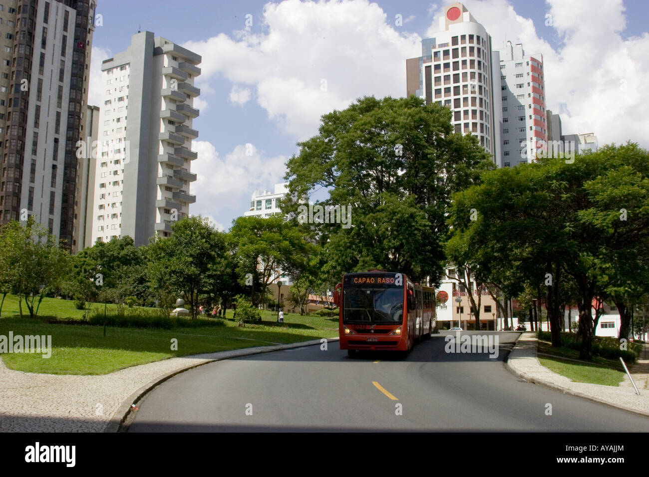 Curitiba brazil bus Banque de photographies et d’images à haute ...
