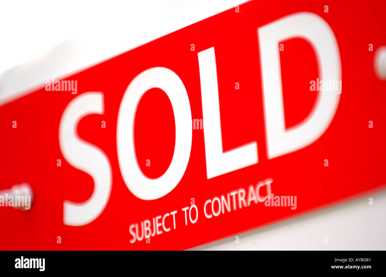 Terrain vendu signe Banque de photographies et d’images à haute ...