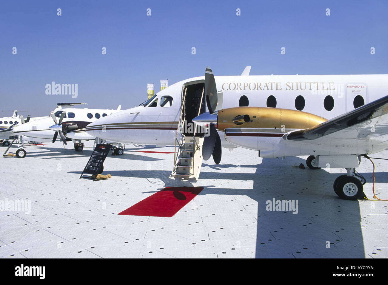 Avion beechcraft 1900 Banque de photographies et d’images à haute ...