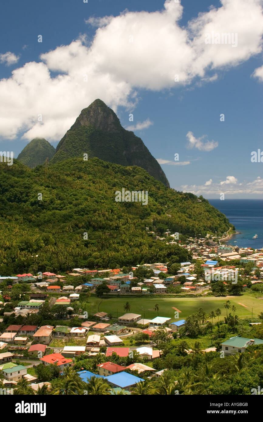 Grand pitons Banque de photographies et d’images à haute résolution - Alamy