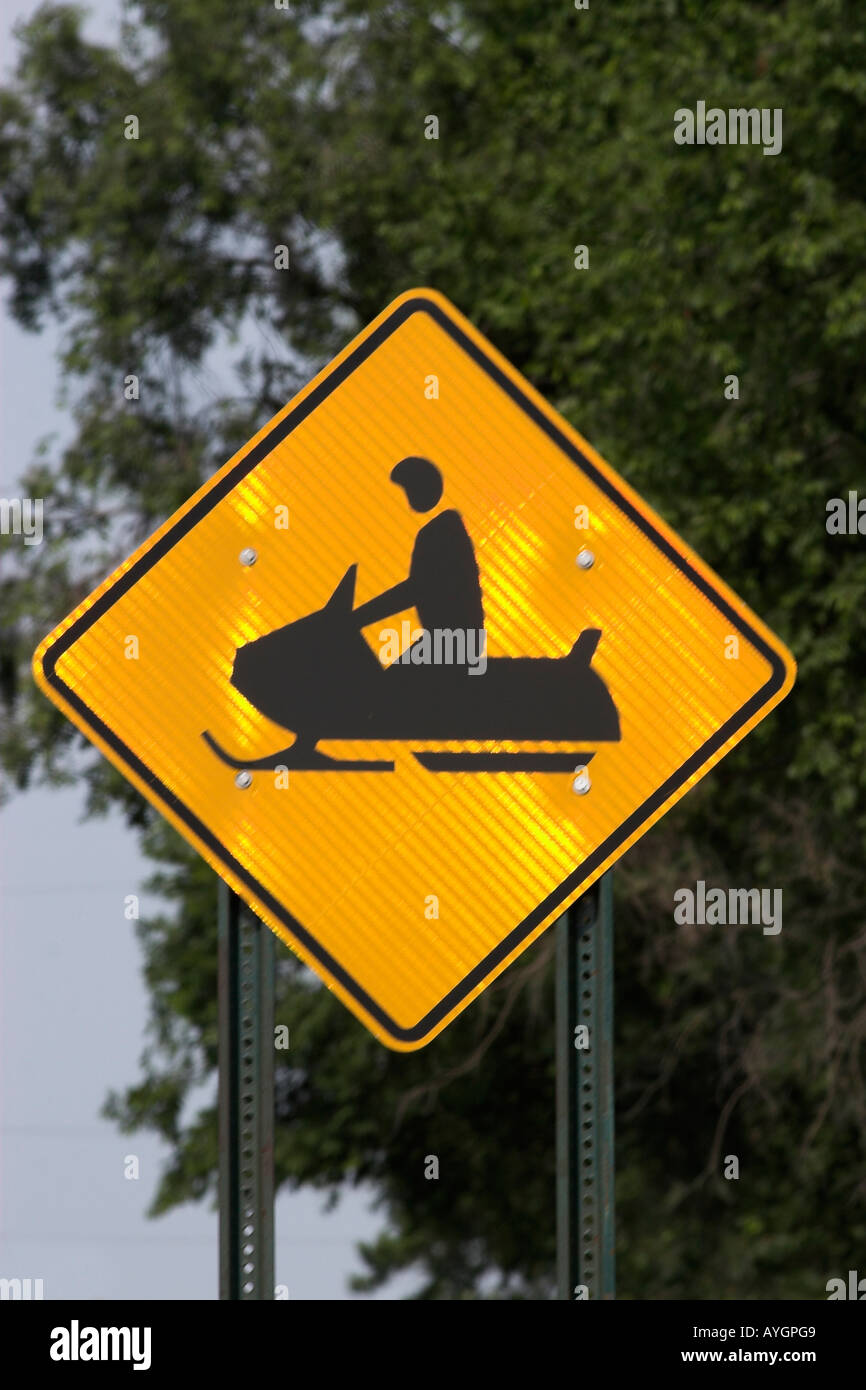 Panneau de signalisation d'avertissement de motoneige Banque de ...
