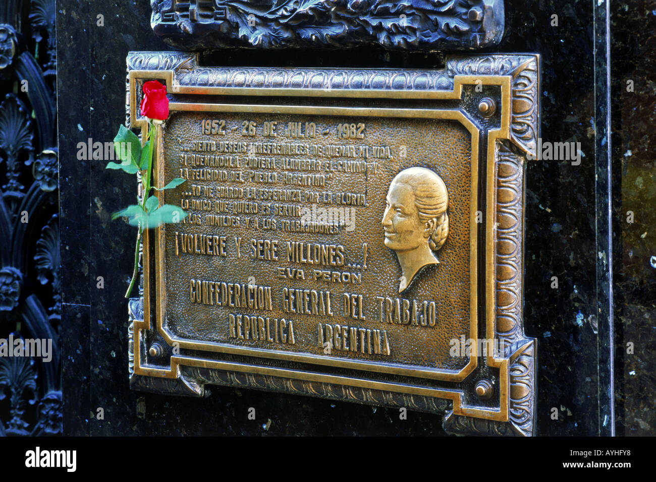 Eva peron sculpture Banque de photographies et d’images à haute résolution - Alamy