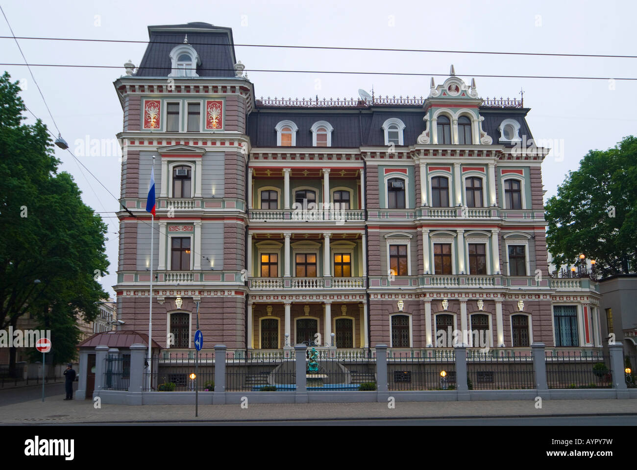 Embassy russia Banque de photographies et d’images à haute résolution ...