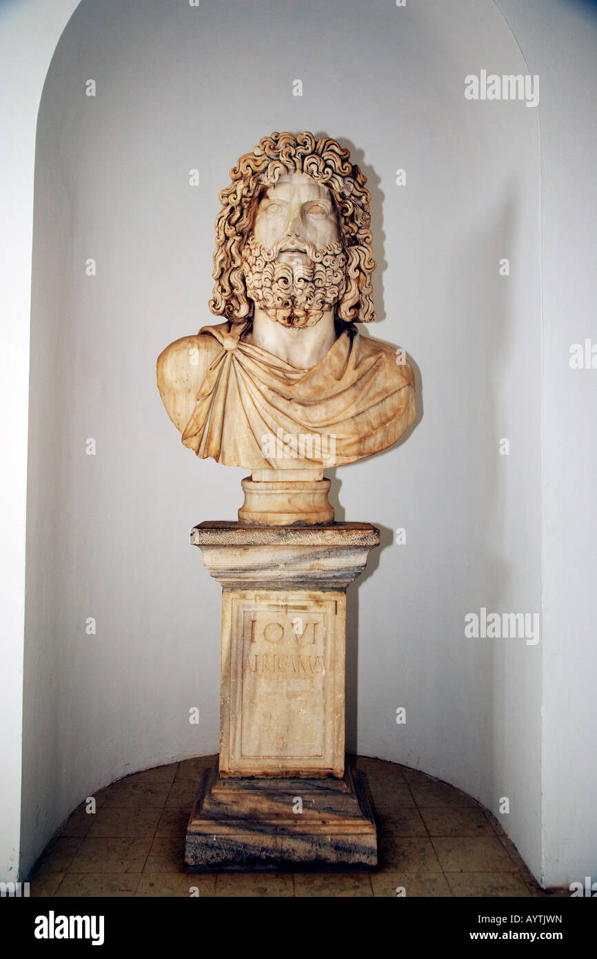 Roman jupiter statue Banque de photographies et d’images à haute ...