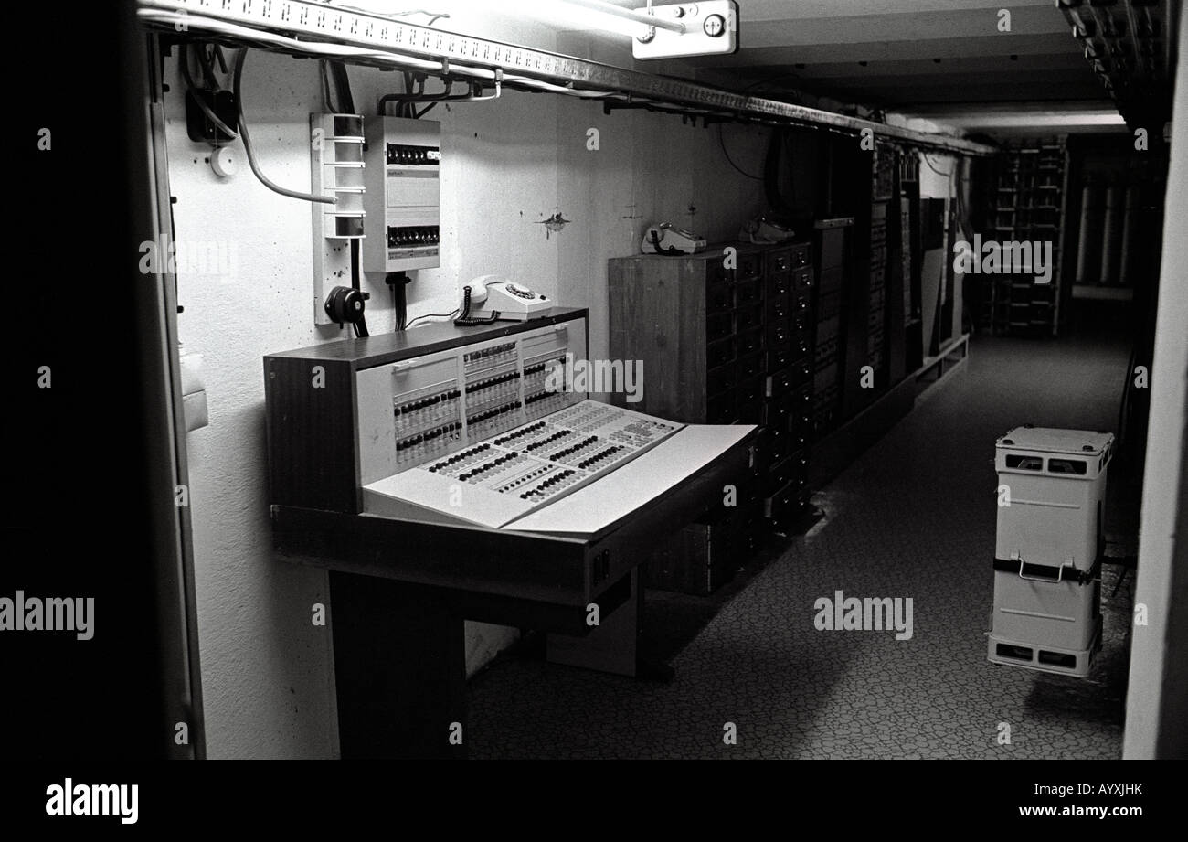 Allemagne stassi bunker secret ddr guerre froide diviser mur Banque de ...