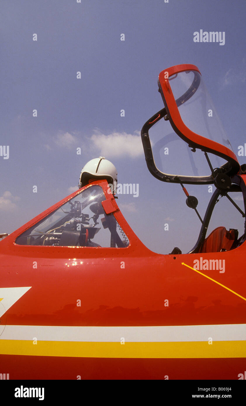 FOUGA MAGISTER AVION D'ENTRAÎNEMENT À RÉACTION Photo Stock - Alamy