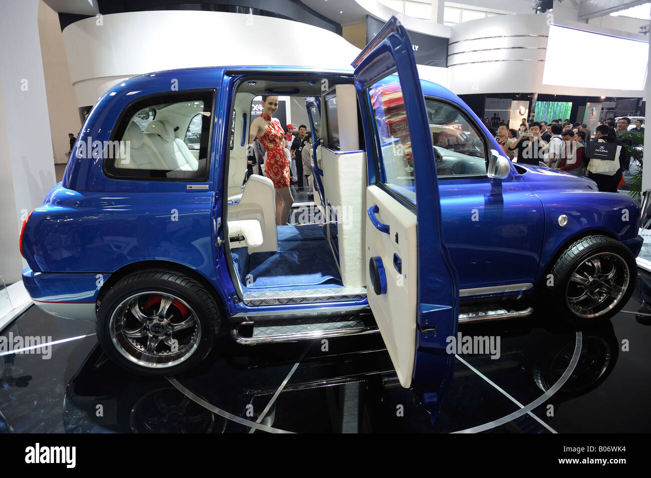 Geely tx4 Banque de photographies et d’images à haute résolution - Alamy