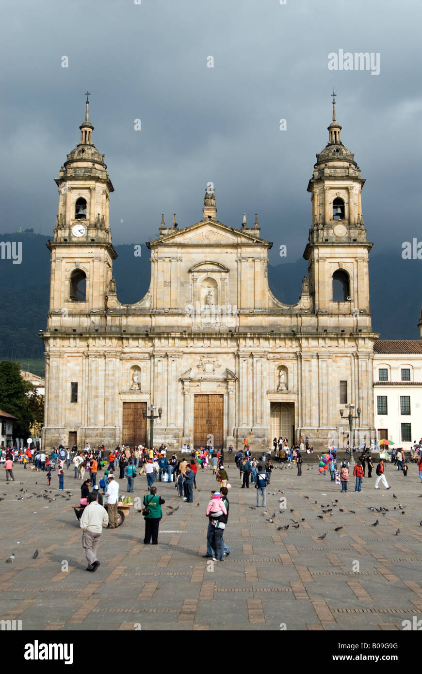 Catedral primada de colombia Banque de photographies et d’images à ...