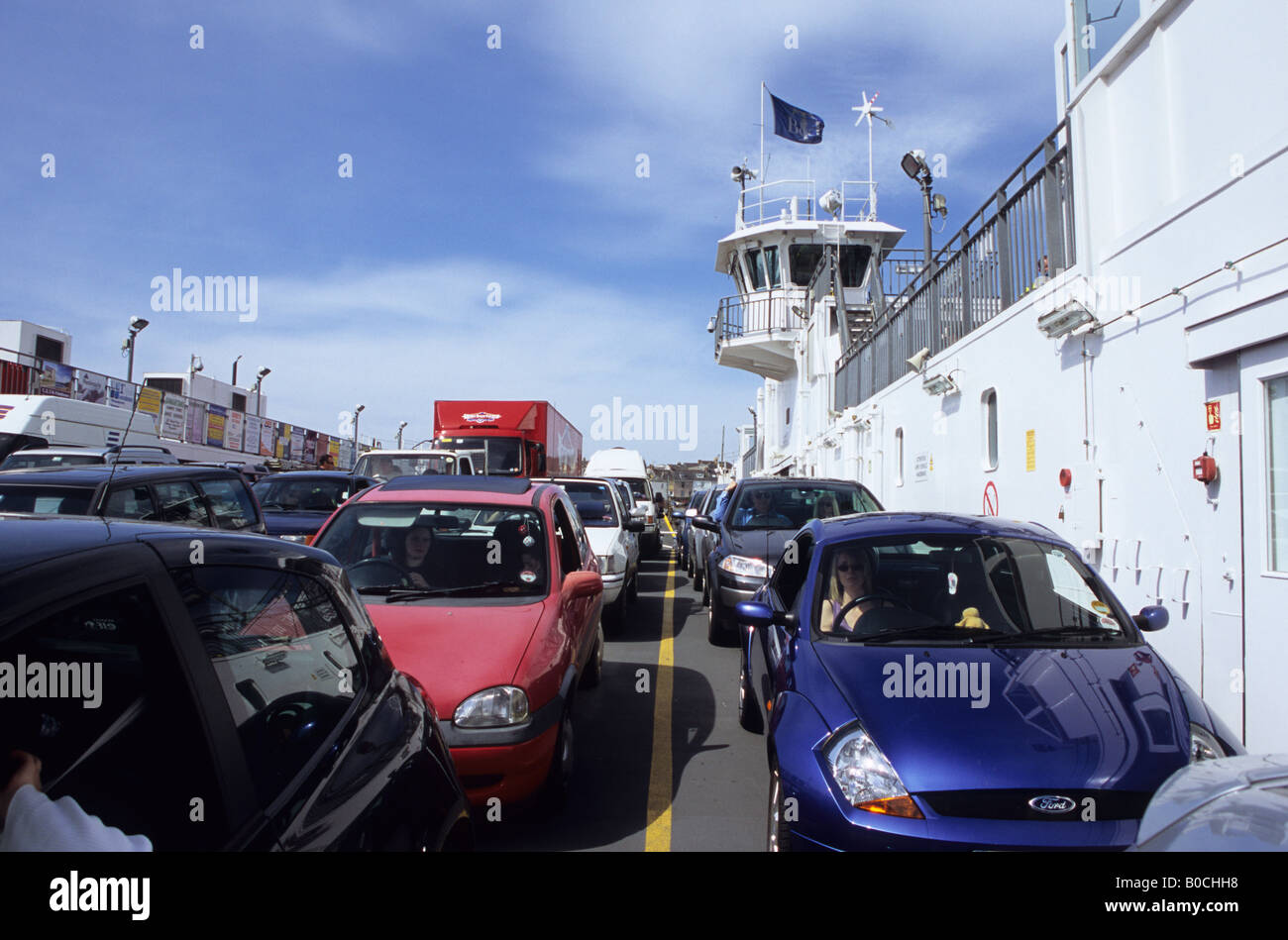 Torpoint ferry Banque de photographies et d’images à haute résolution ...