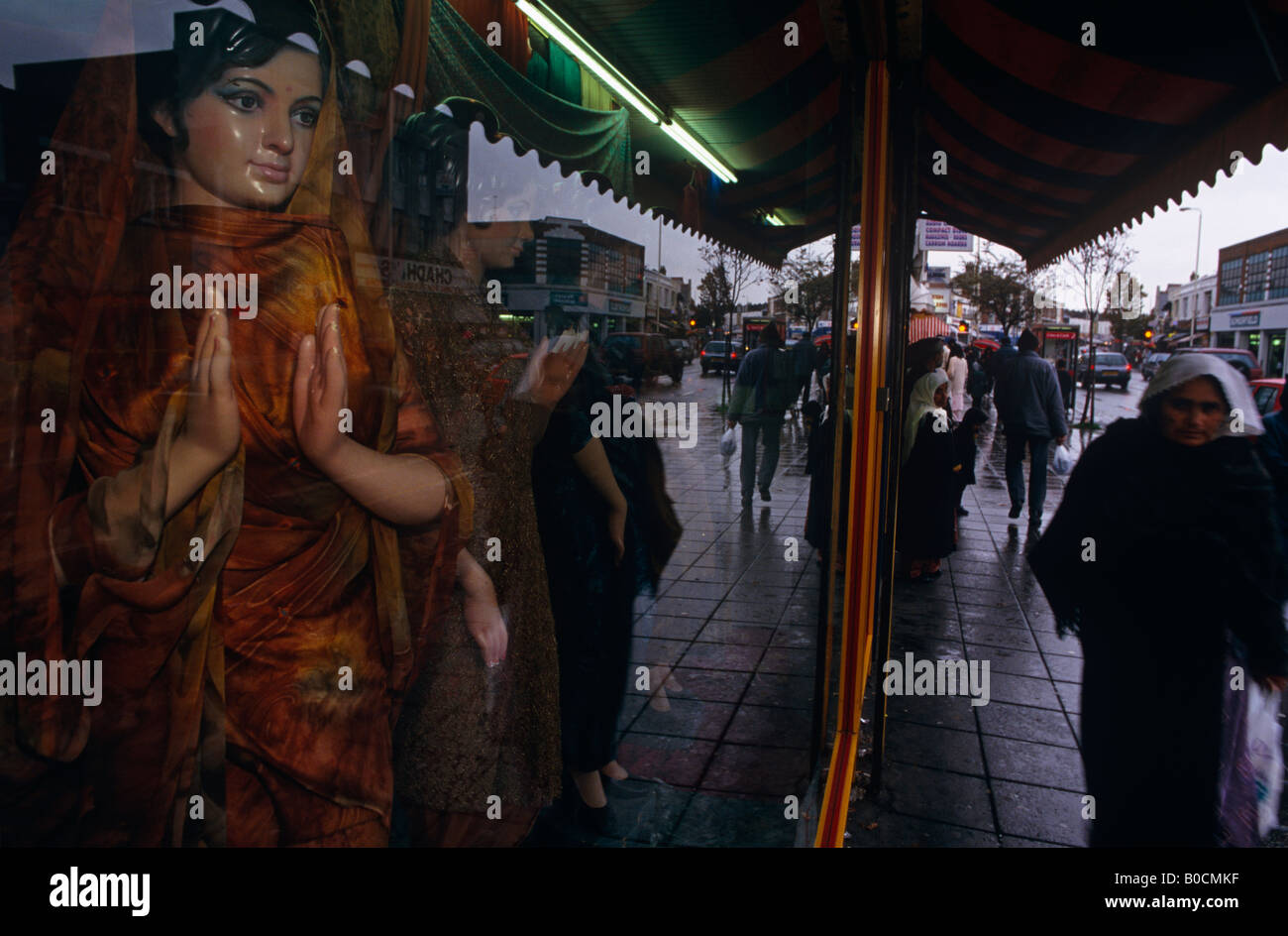 Southall high street Banque de photographies et d’images à haute ...